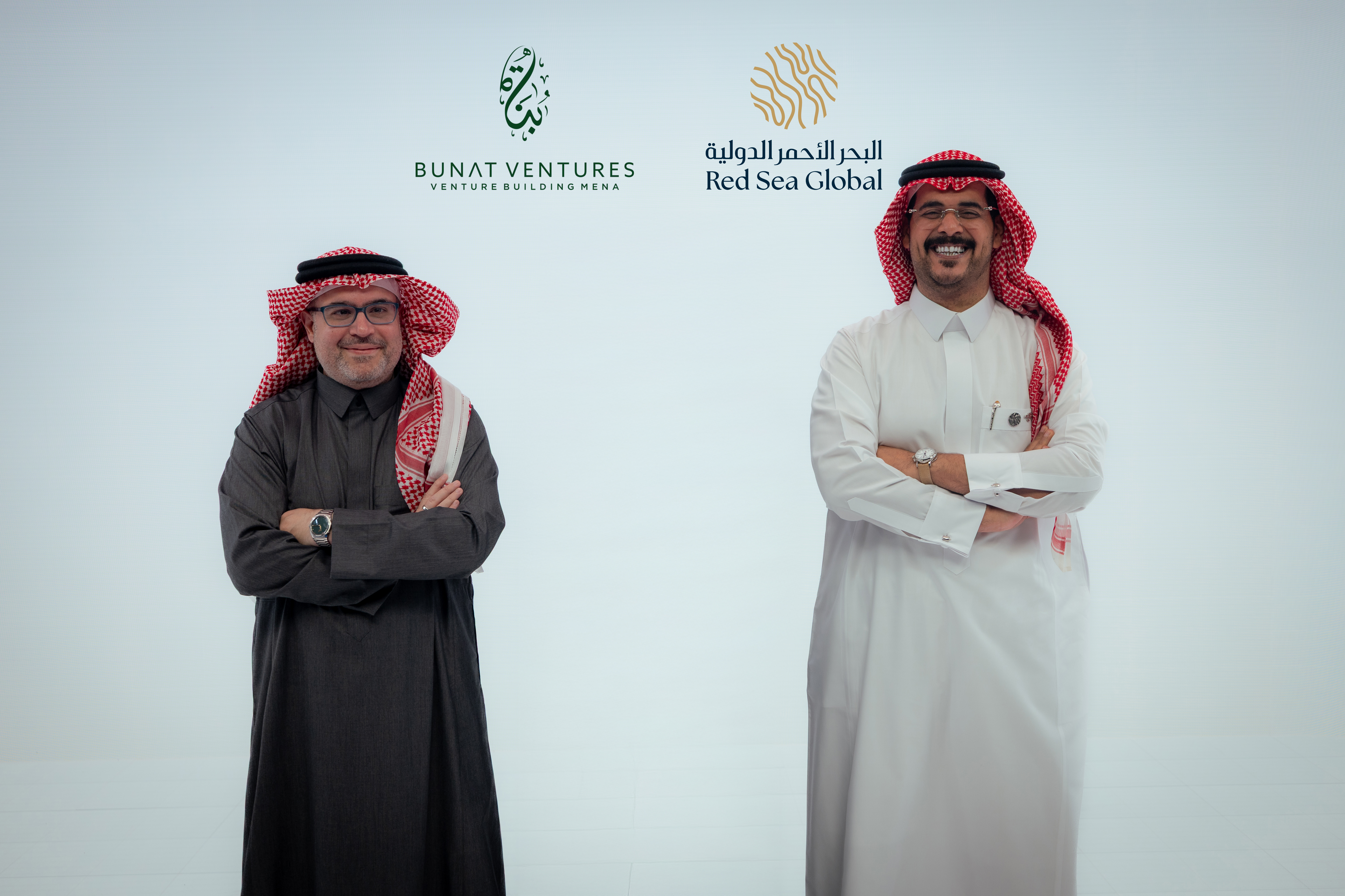 "البحر الأحمر الدولية" و"بناة فينتشرز" تطلقان صندوقاً لتمكين ابتكارات ...